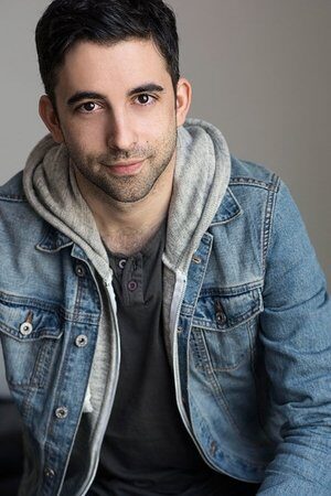 Joe Gillette - Biografía y Filmografía - CineTrailer.es